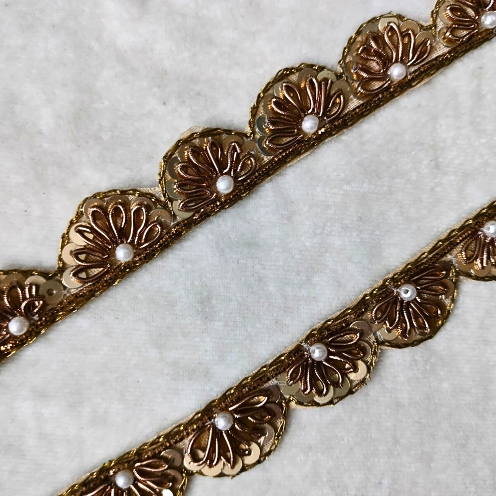 Antique Gold Scalloped Trim – Our Knots